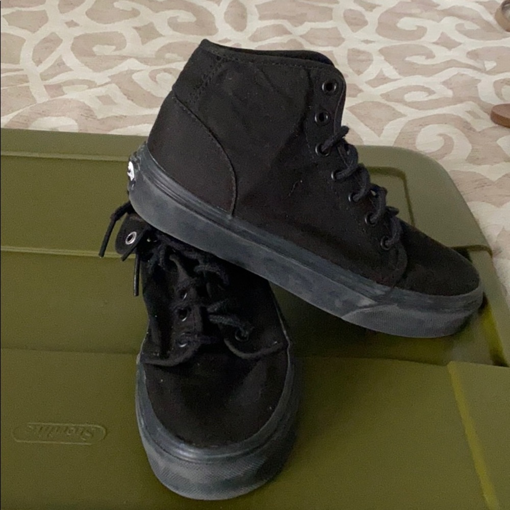 Black High Top Vans - Gem